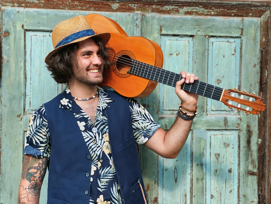 Olivero teams up with Alain Pérez for the ballad, “Sin Permiso del Ayer ...