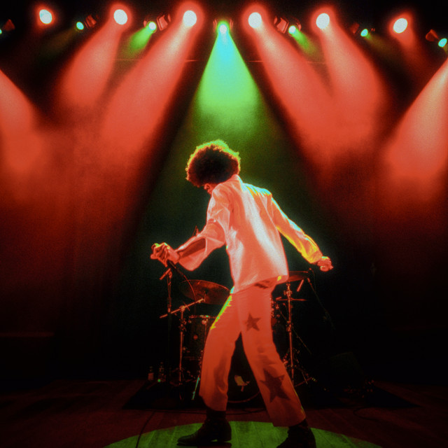 PawPaw Rod captivates us with new single, “Hello Dear” – Aipate